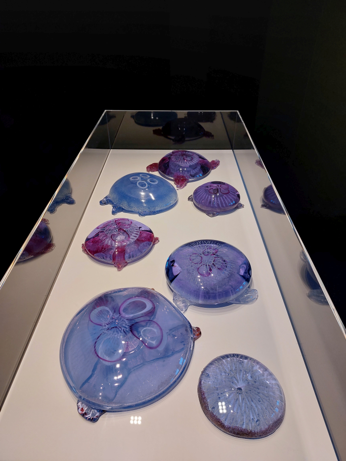 Glass - Hand Formed Matter at the Bröhan Museum, Berlin - smow Blog