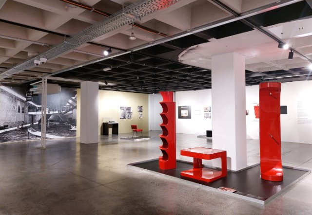 On Display. Designing the shop experience at Design Museum Brussels ...