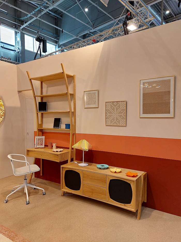 Otthon Design Budapest 2024 Compact: Polc íróasztallal by Woodoo - smow ...