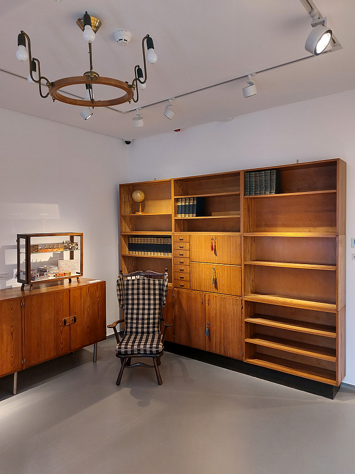 Kaesz Homes 1925-1960. The homes of designer couple Kaesz Gyula and ...