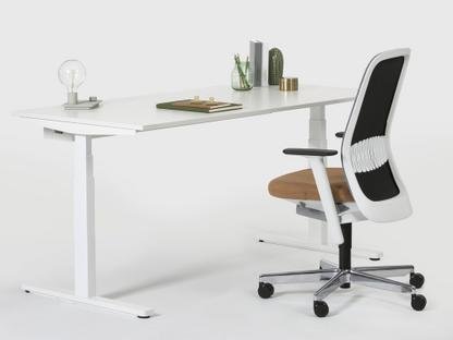 Level Lift Pure | Bene | Desks - Designer furniture from smow