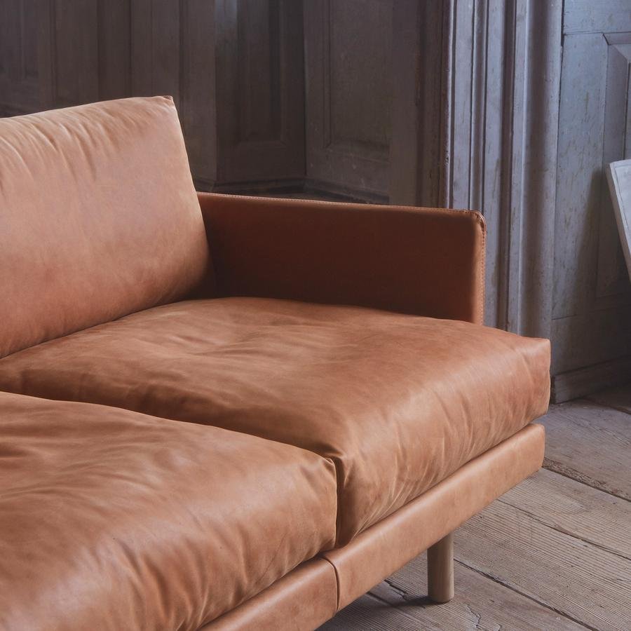 Emo | Bruunmunch | Sofa - Designer furniture from smow