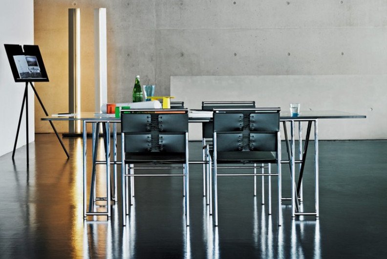 Roquebrune Chair | ClassiCon | by Eileen Gray, 1932 - Originals from smow