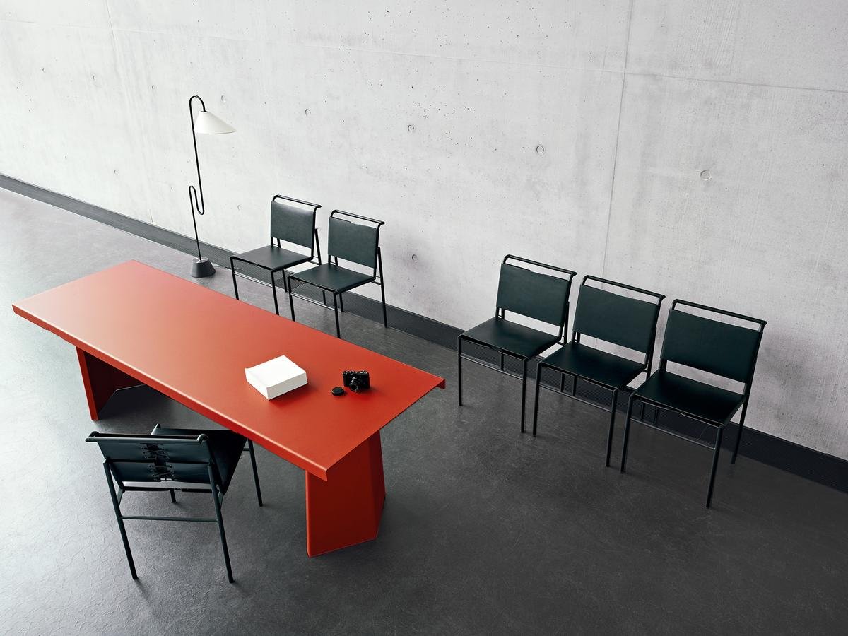 Roquebrune Chair | ClassiCon | by Eileen Gray, 1932 - Originals from smow