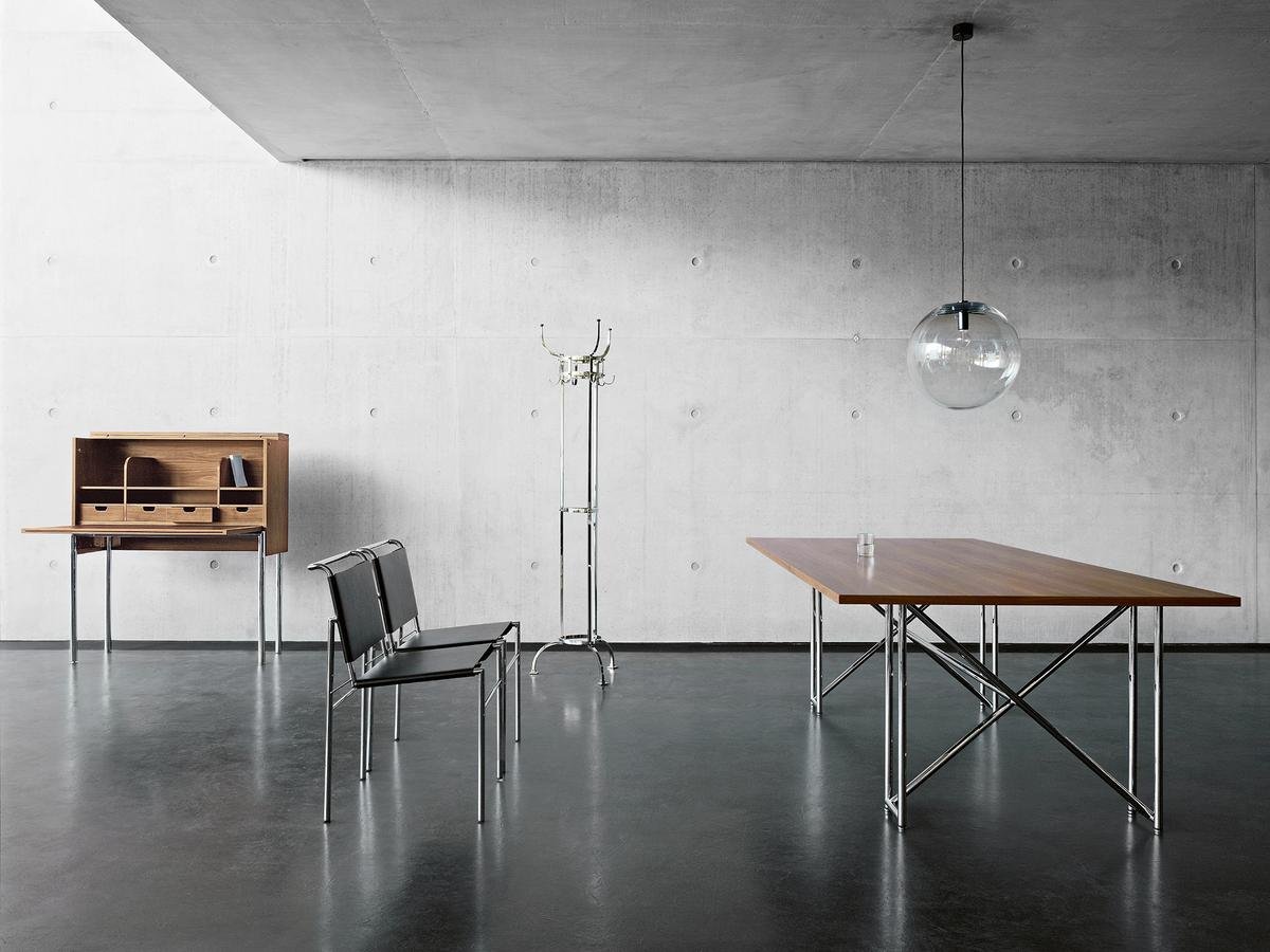 Roquebrune Chair | ClassiCon | by Eileen Gray, 1932 - Originals from smow