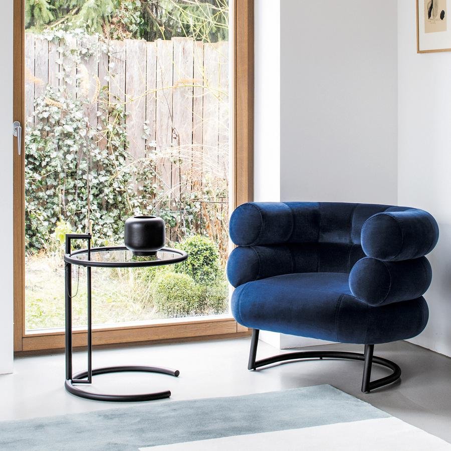 Adjustable Table E 1027 Black Version | ClassiCon | by Eileen Gray, 1927 - Originals from smow