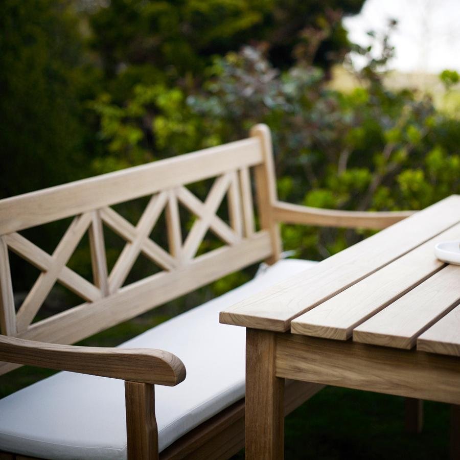 Skagen Bench | Fritz Hansen | Benches & Loungers - Designer furniture ...