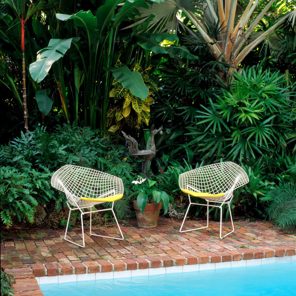 Knoll International - Designer furniture from smow