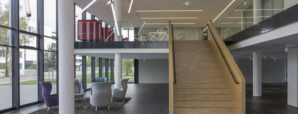 Linde, Munich - New headquarters for Linde - Designer furniture from smow