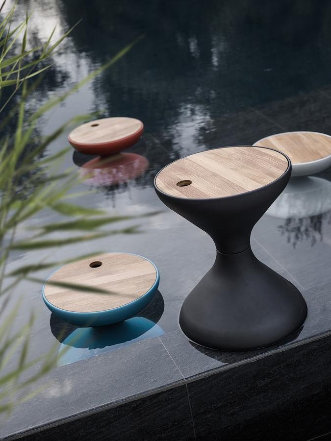 Bells Side Table, Powder coated anthracite, With insert tray | Gloster ...