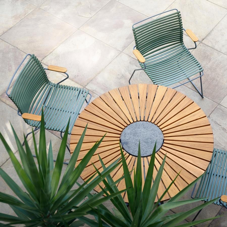 Circle Table | Houe | Garden Tables - Designer furniture from smow