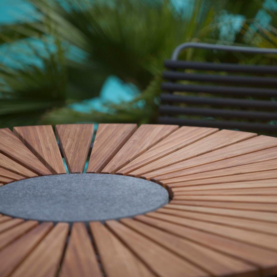 Circle Table | Houe | Garden Tables - Designer furniture from smow