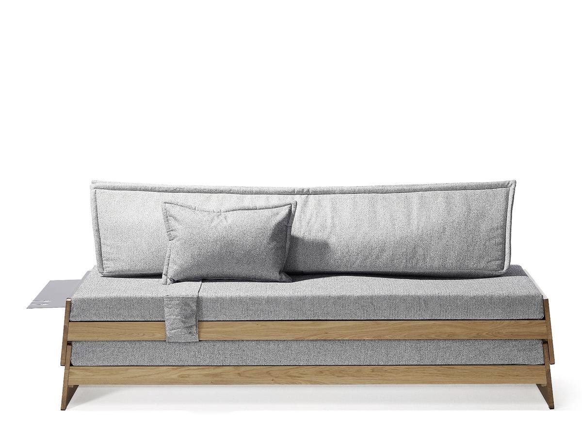 Lönneberga | Richard Lampert | Beds - Designer furniture from smow