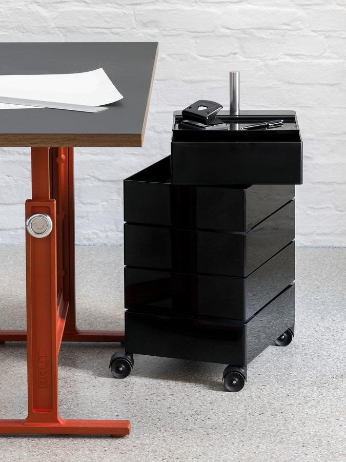 360° Container | Magis | Side & Roll Container - Designer furniture ...