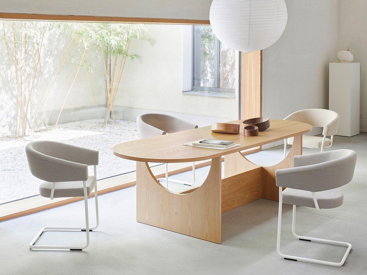 D9 | Tecta | Cantilever Chairs - Designer furniture from smow