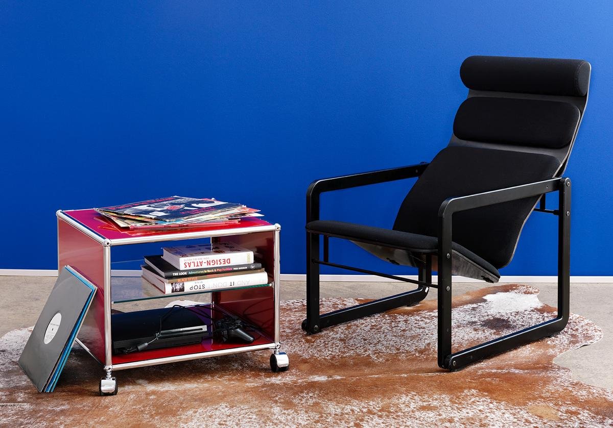 USM Haller Side Table with Side Panels | USM Haller | USM Haller Tables ...