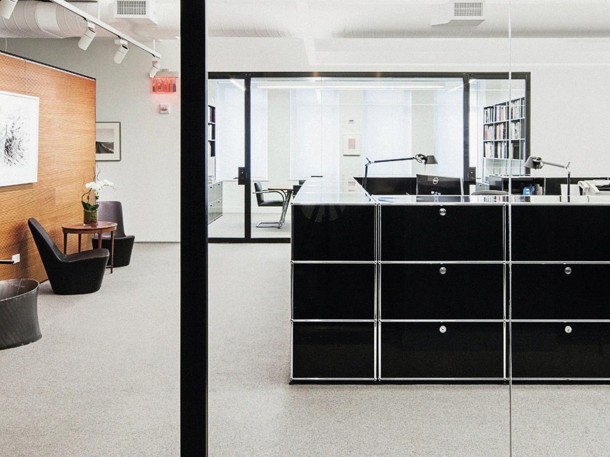 USM Haller Counter Type 4, Light grey RAL 7035, Corner open | USM ...