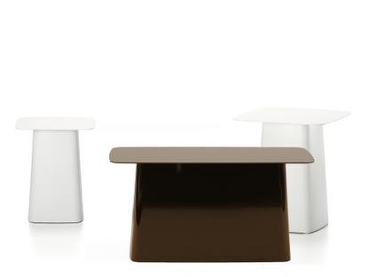 Metal Side Table | Vitra | Tables - Designer furniture from smow