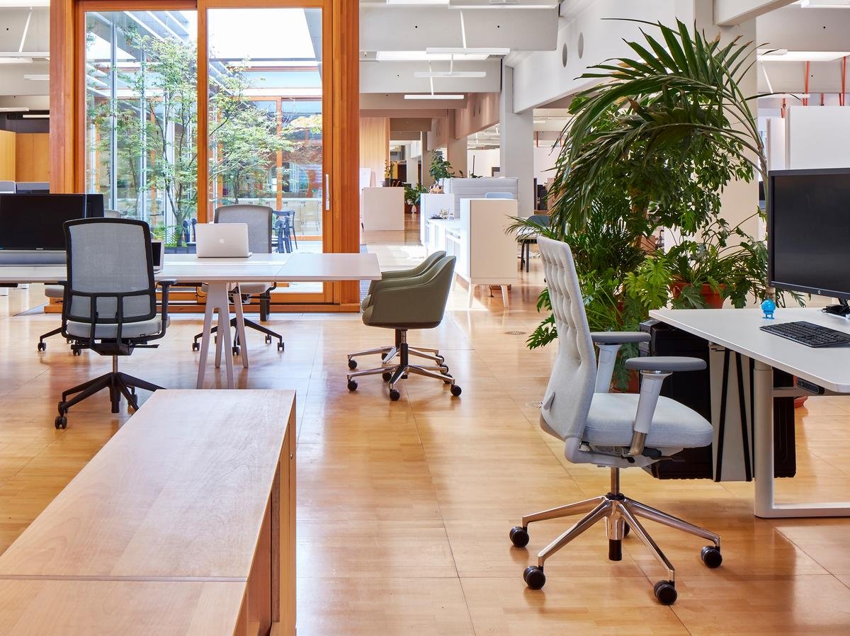 ID Trim | Vitra | Office Chairs - Designer furniture from smow