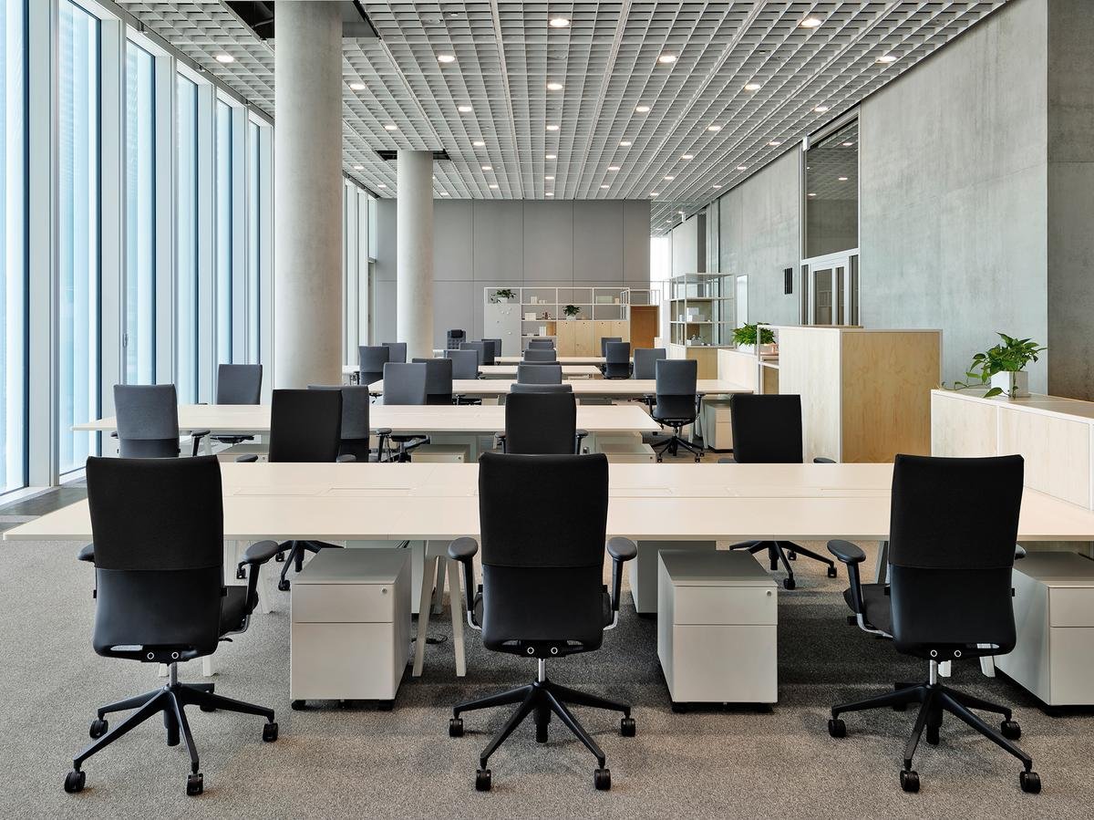 ID Soft Black Special | Vitra | Office Chairs - Designer furniture from ...