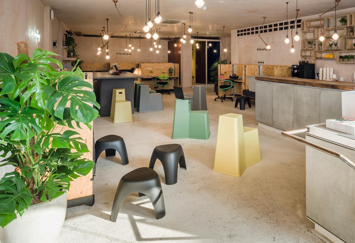 Stool-Tool | Vitra | Chairs - Designer furniture from smow