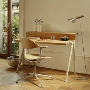 Courier Desk | Vitra | Desks - Designer furniture from smow