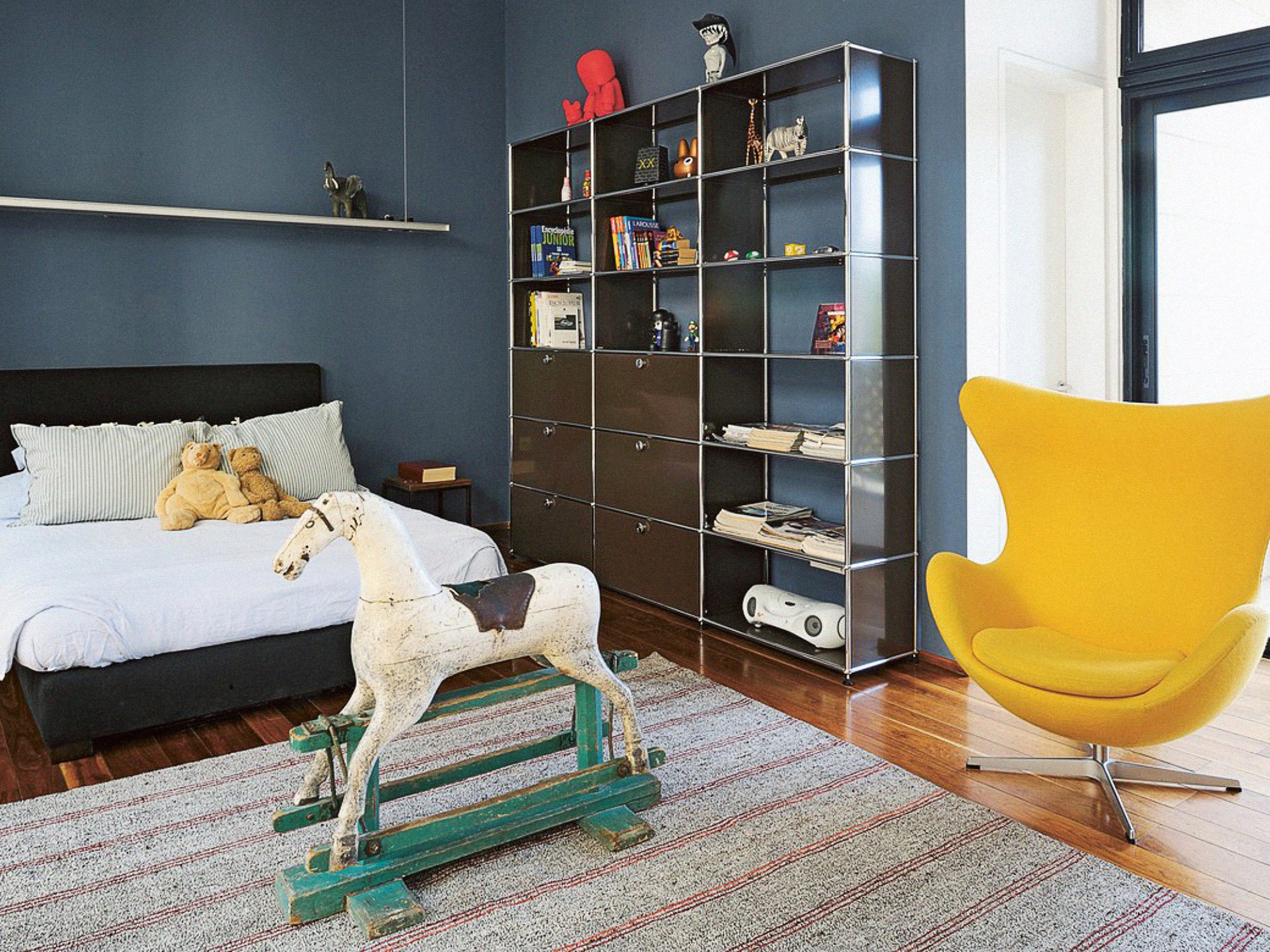 USM Haller Living Room Shelf L | USM Haller | USM Haller Shelving ...
