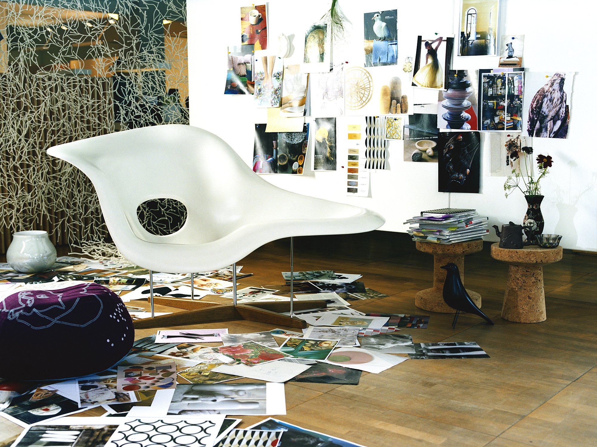 La Chaise Chair | Vitra | by Charles & Ray Eames, 1948 - Originals from ...
