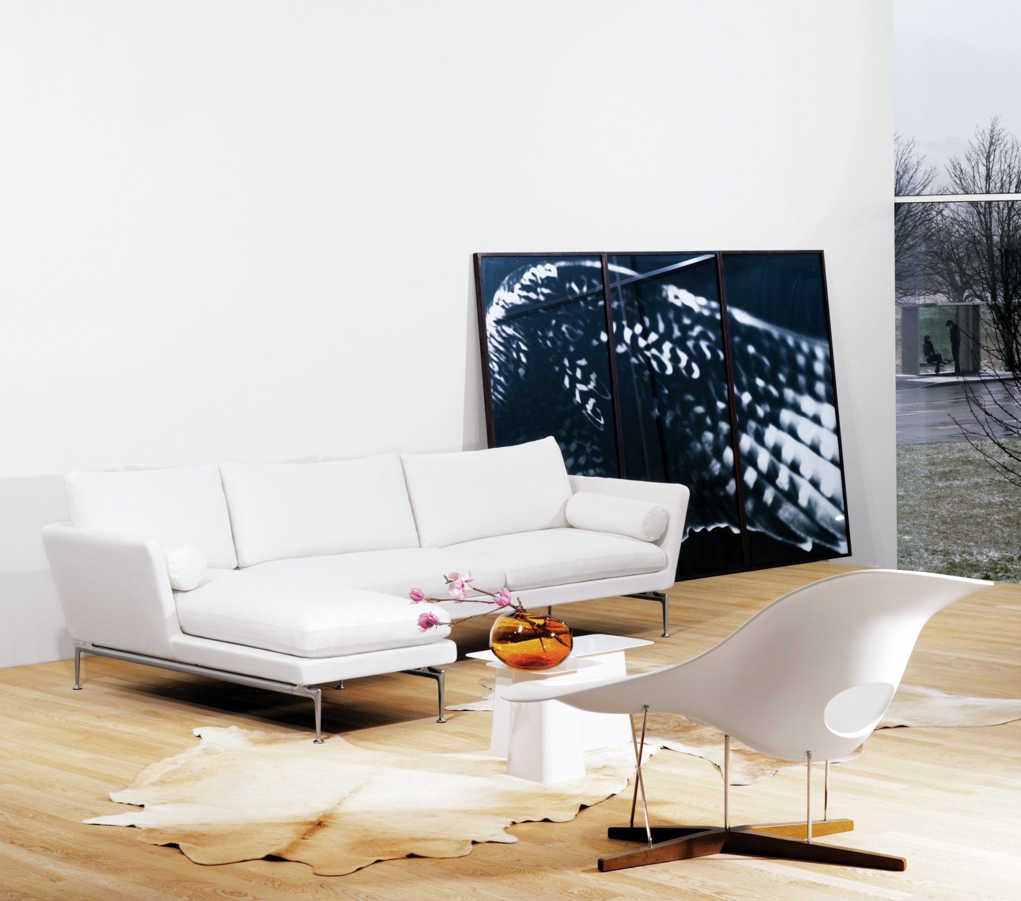 La Chaise Chair | Vitra | by Charles & Ray Eames, 1948 - Originals from ...