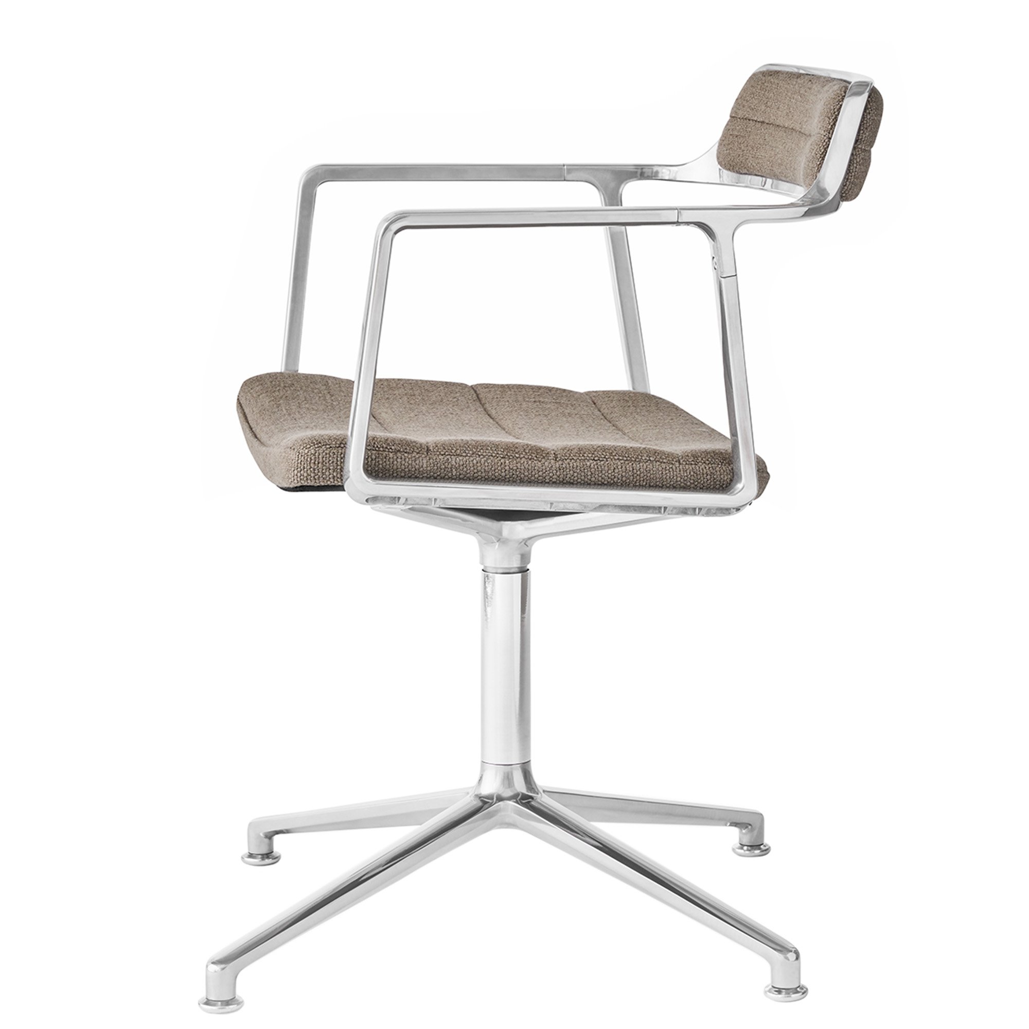 Swivel 452 Chair | Vipp | Office Swivel Chairs - Designer furniture ...